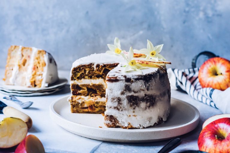 Apple Spiced Layer Cake – Aussie Apples